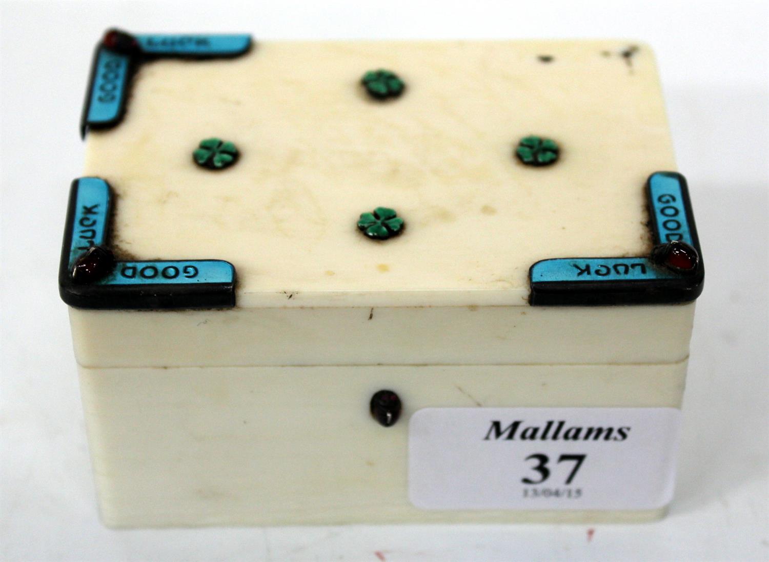 Lot 37 - A SMALL IVORY ENAMEL AND SEMI PRECIOUS STONE