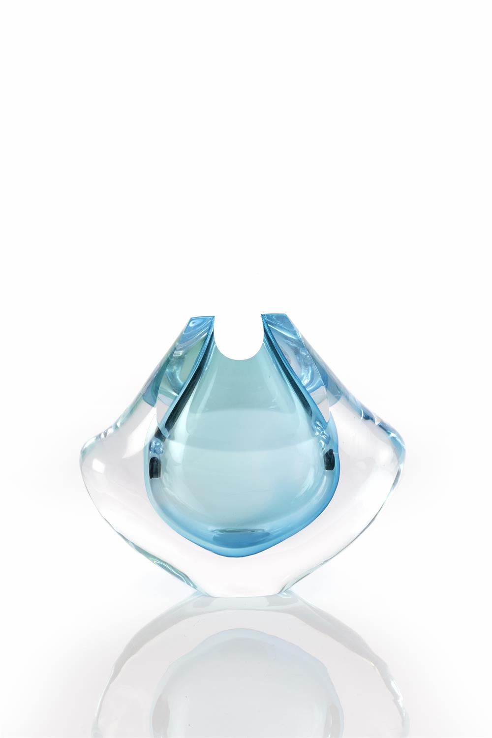 Lot 275 - Nikki Williams (British